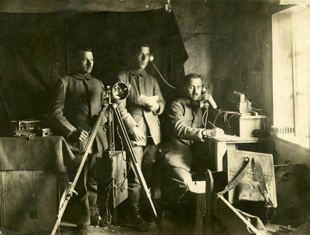 German WWI Telephone Operator Signal Unit by Unknown