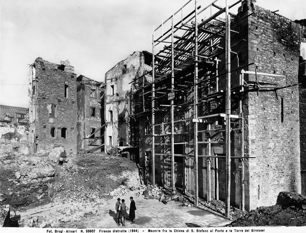 World War II: Damage caused by the bombing between the Church of Santo ...