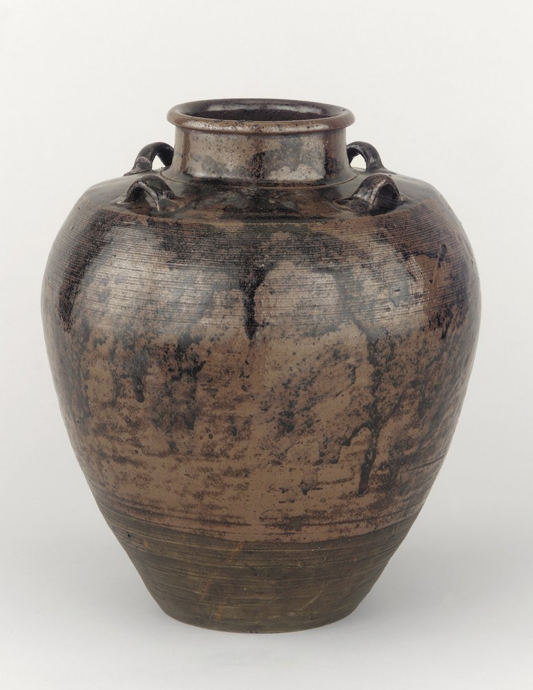 Tea-leaf storage jar with four lugs on squared shoulder, Edo period