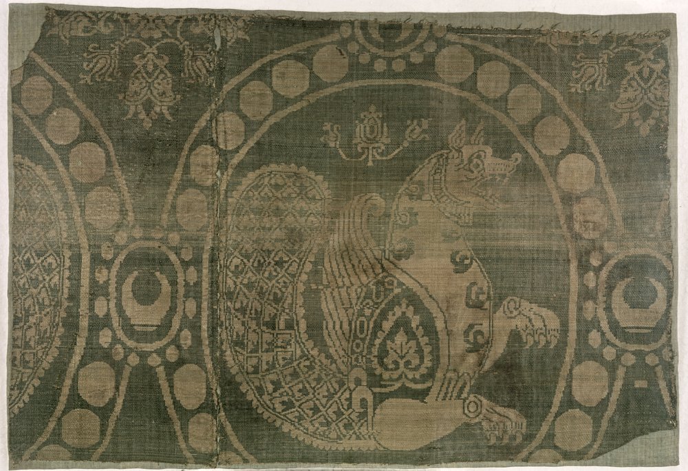 Silk fragment showing the Senmurv, Sassanian Dynasty (226-651)