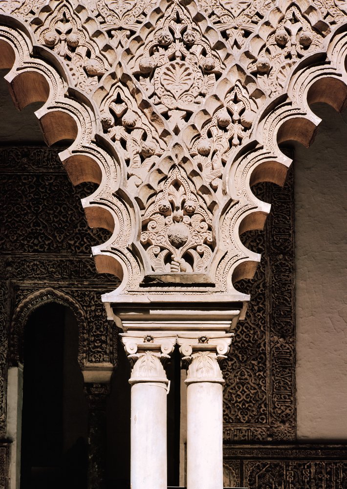 Detail of one of the polylobe arches from the Patio de las Doncellas