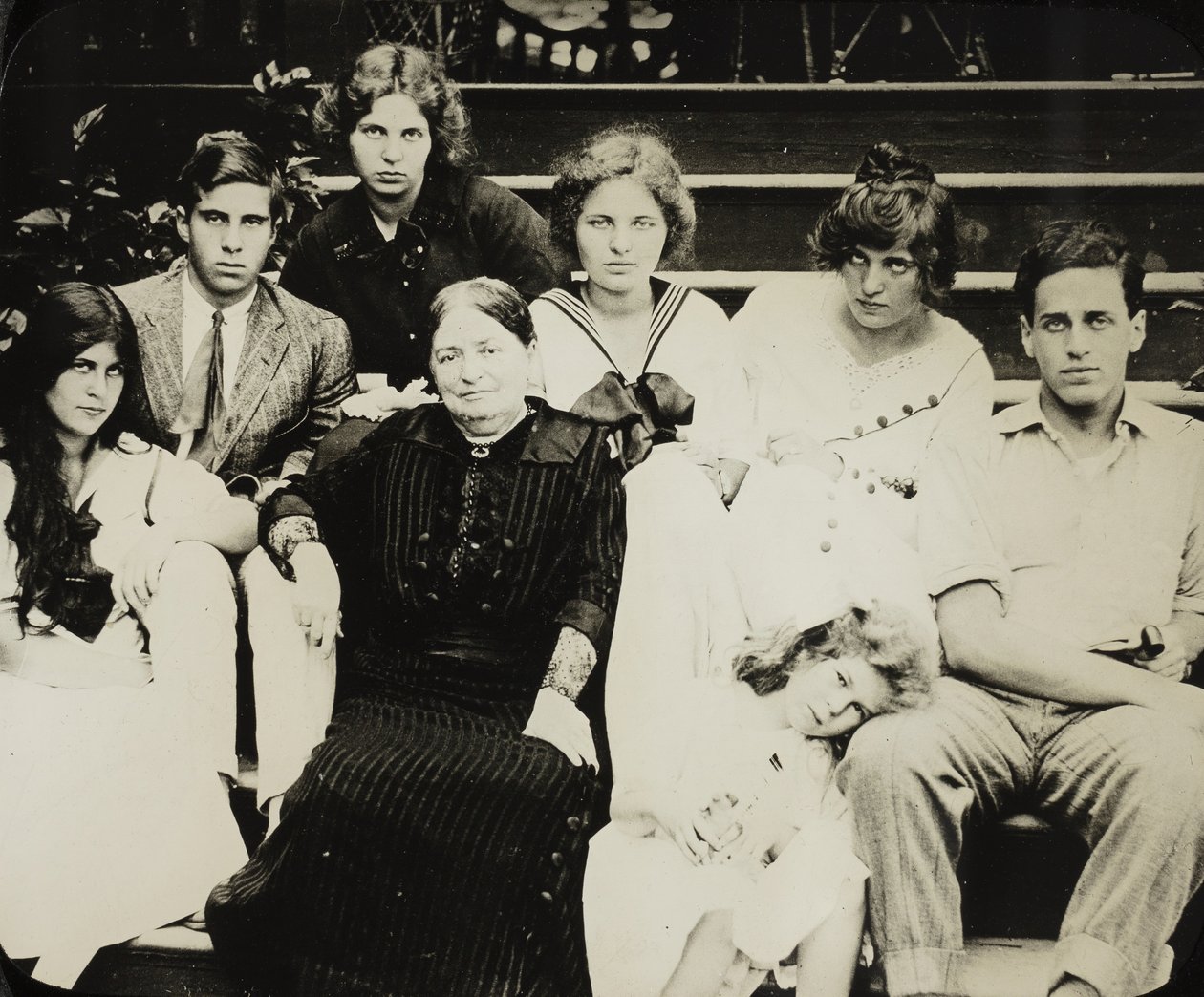 Untitled Stieglitz's mother Hedwig with grandchildren on Oaklawn steps
