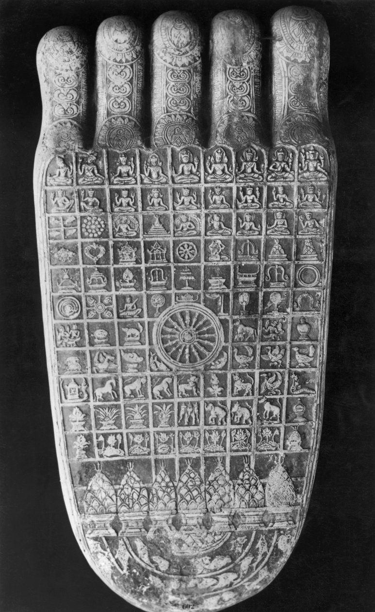 Sacred Signs on the Buddha's Footprint, Late 8th-Late 12th Century