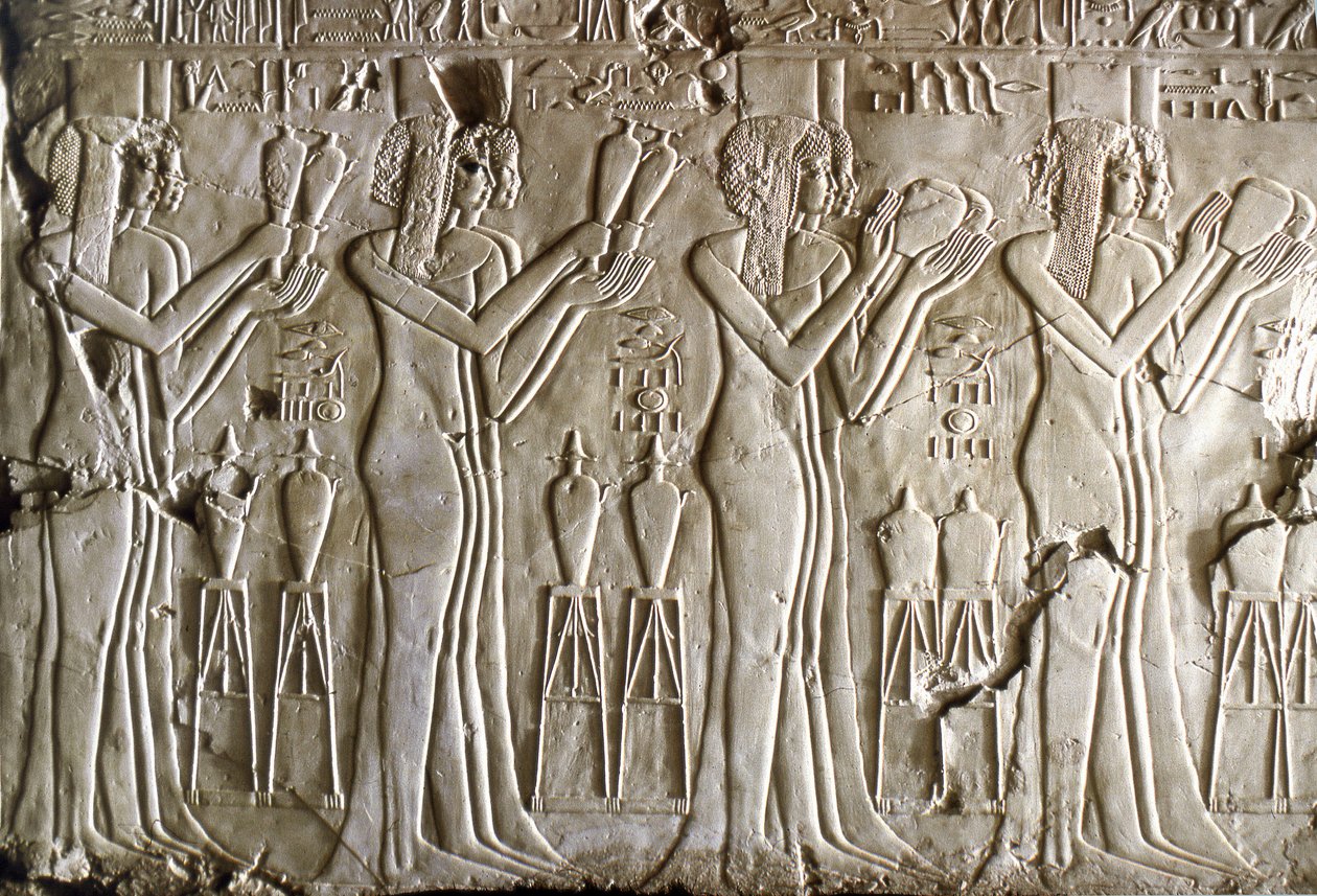 Egyptian antiquity: young girls making offerings. Tomb of Kherouef (18th Dynasty)