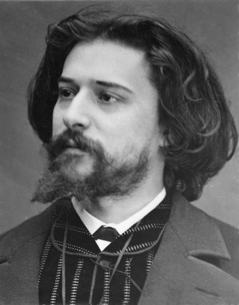 Portrait of writer Alphonse Daudet by photographer Etienne Carjat