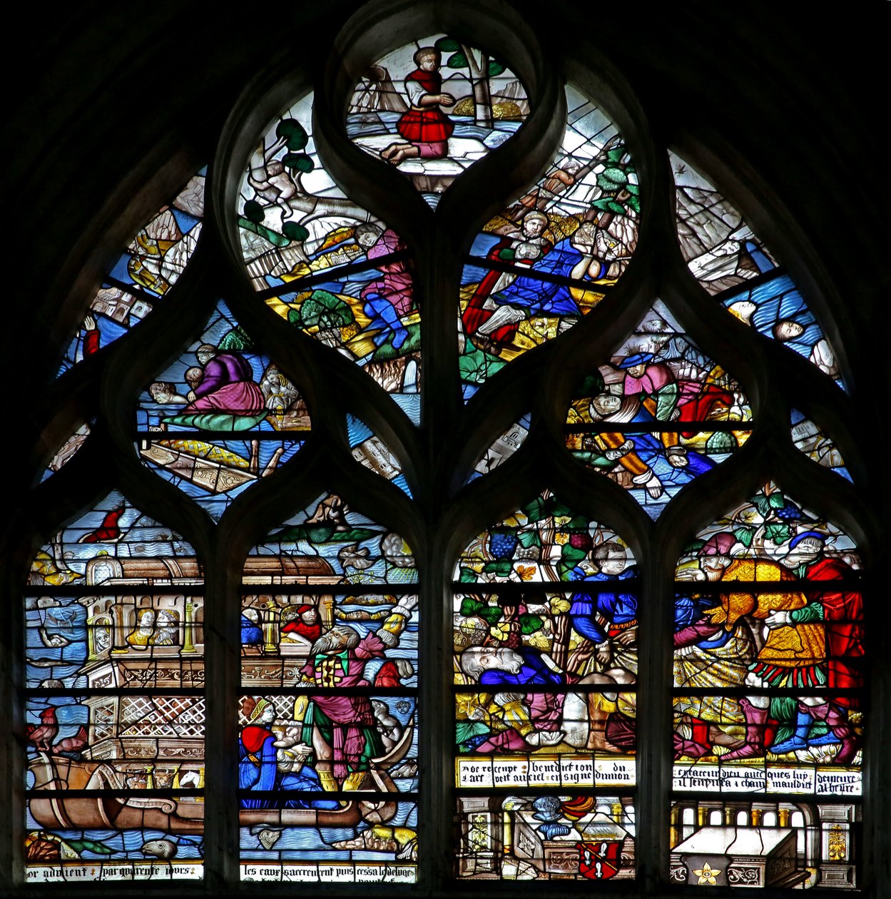 Window w124 depicting Noah's Ark and Noah's drunkenness