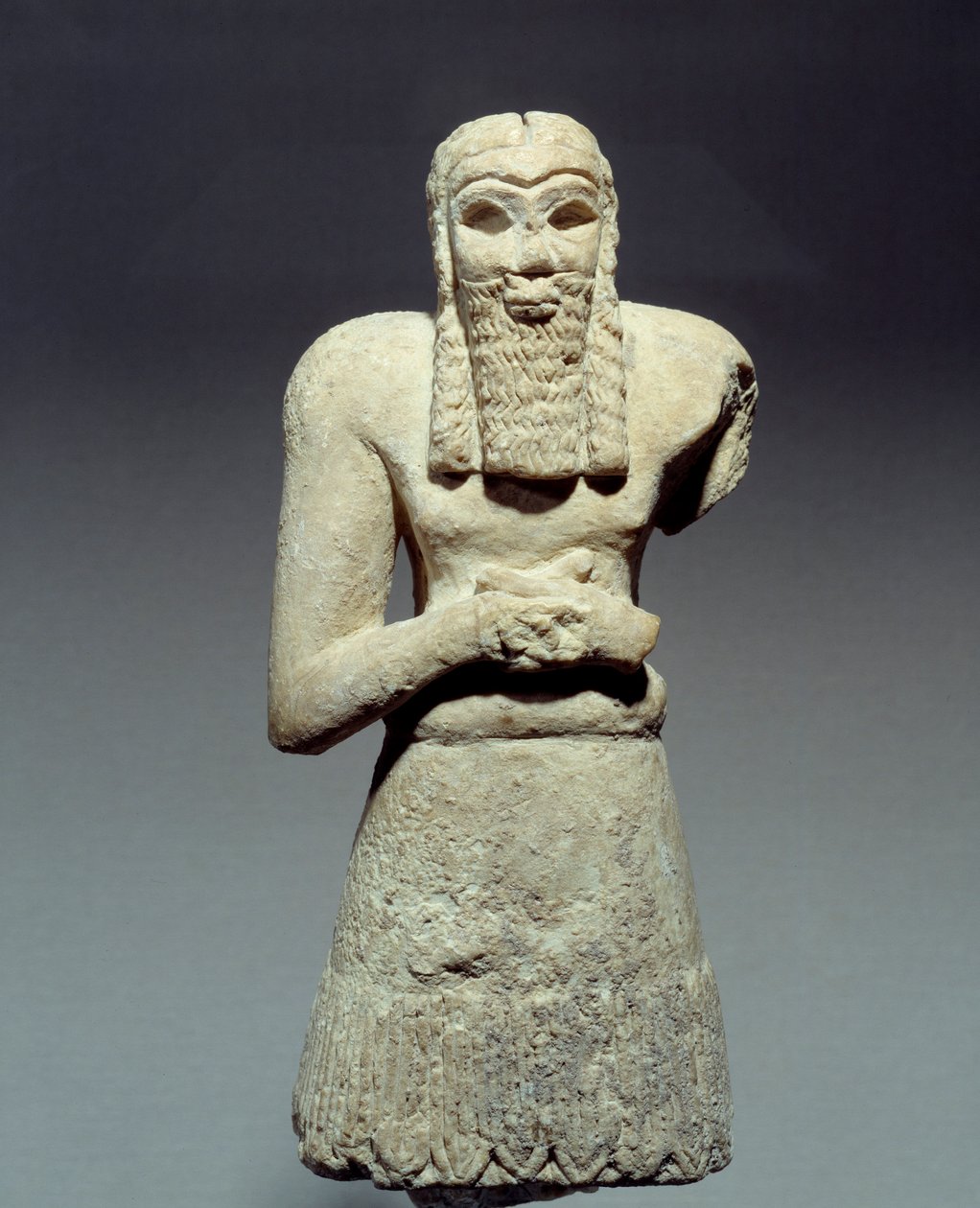 Statuette in Limestone of Orant Vowed to Prince Ginak