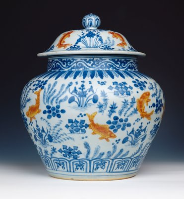 An enamelled blue and white 'Fish' jar and cover