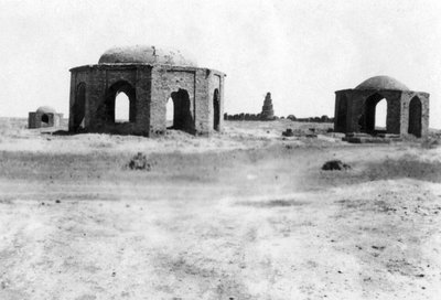 Outside Samarra city, Mesopotamia, 1918 by Unbekannt